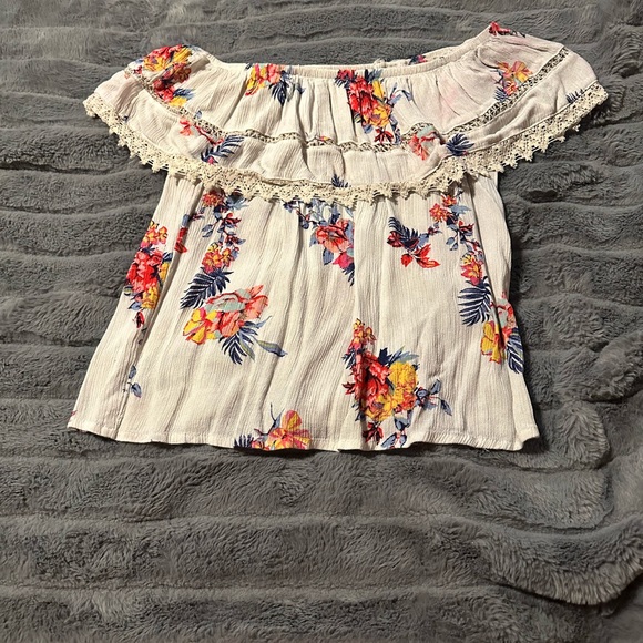 Tops | Flower Crop Top | Poshmark